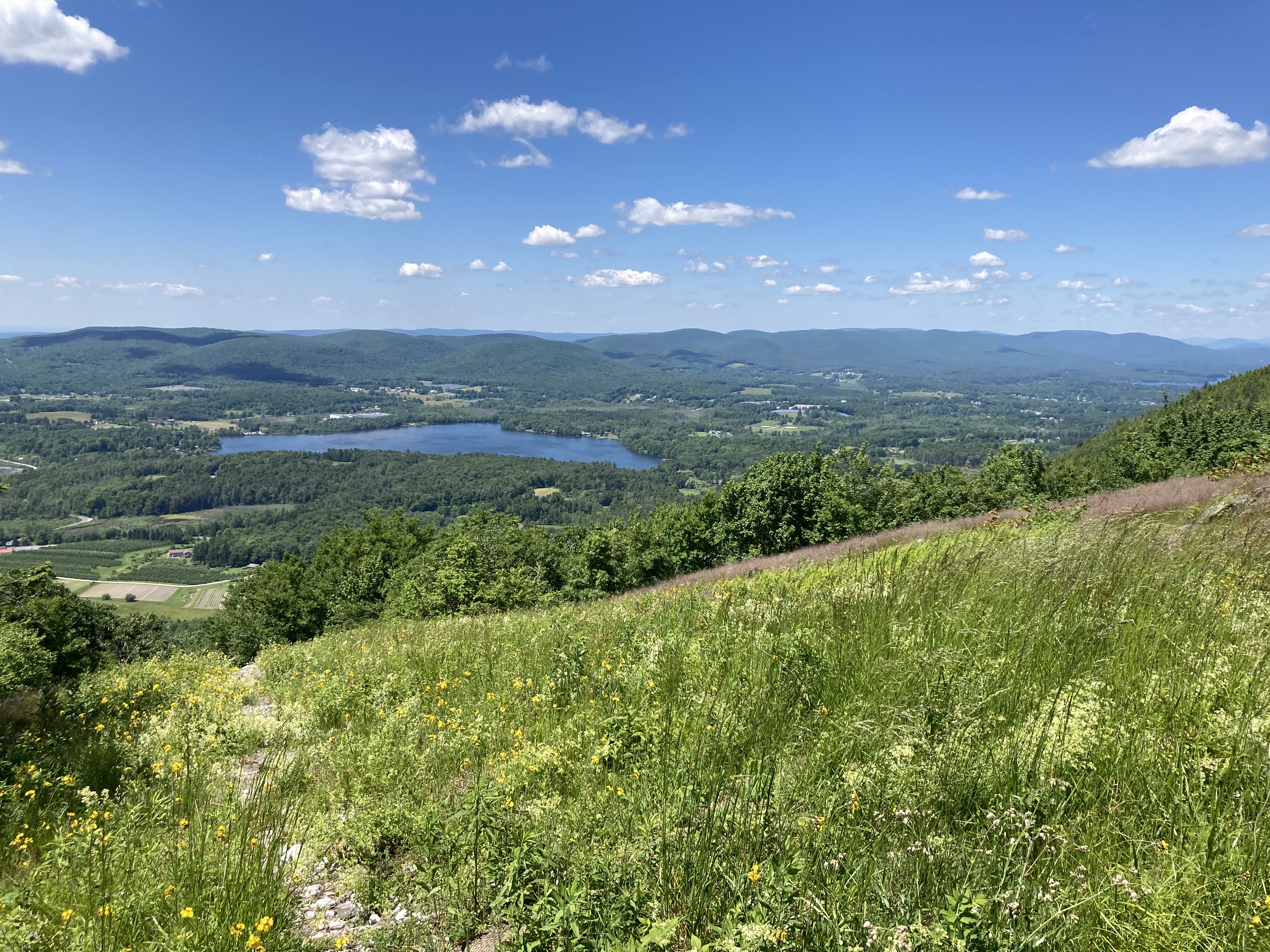Lenox Mountain – Hiking Massachusetts Peaks